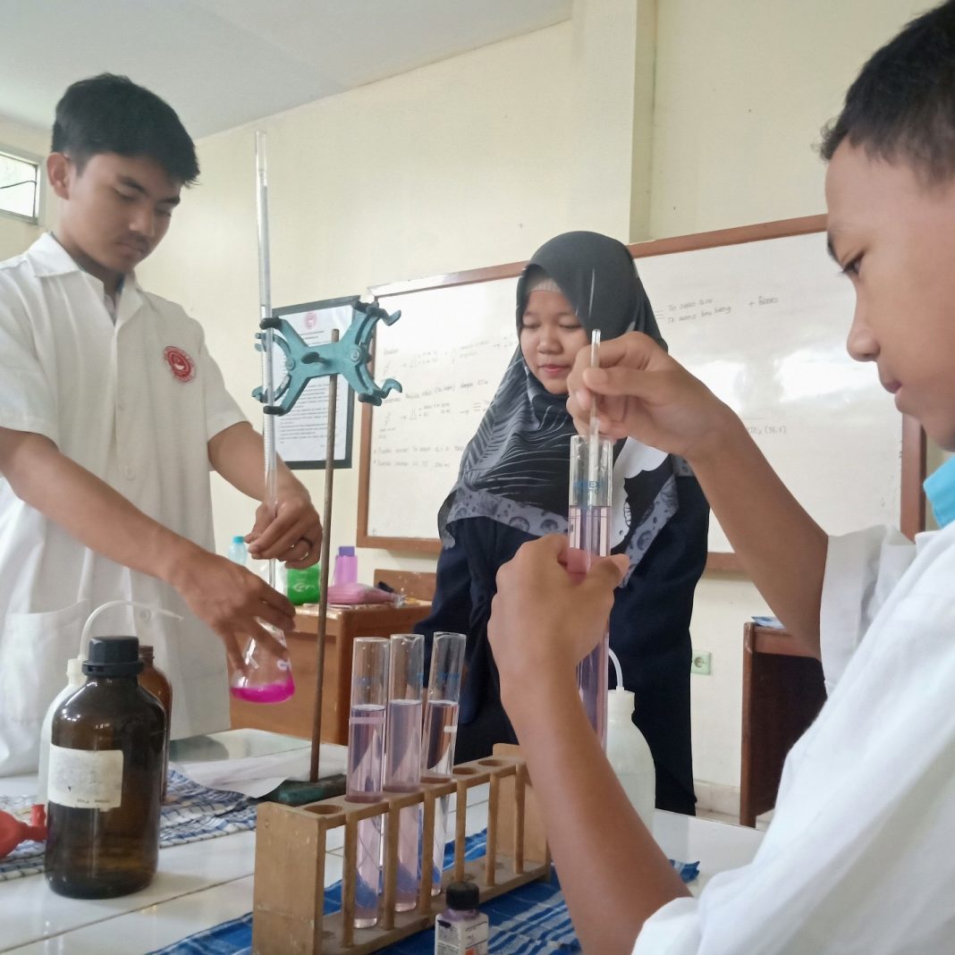Analisis Pengujian Laboratorium (APL) – SMK TEKNOMEDIKA PLUS